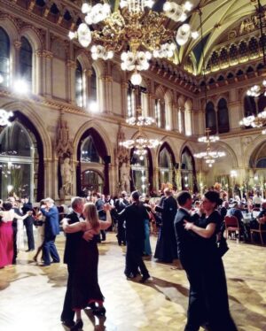 Experiencing a Vienna Ball – How Can You Actually Attend One?