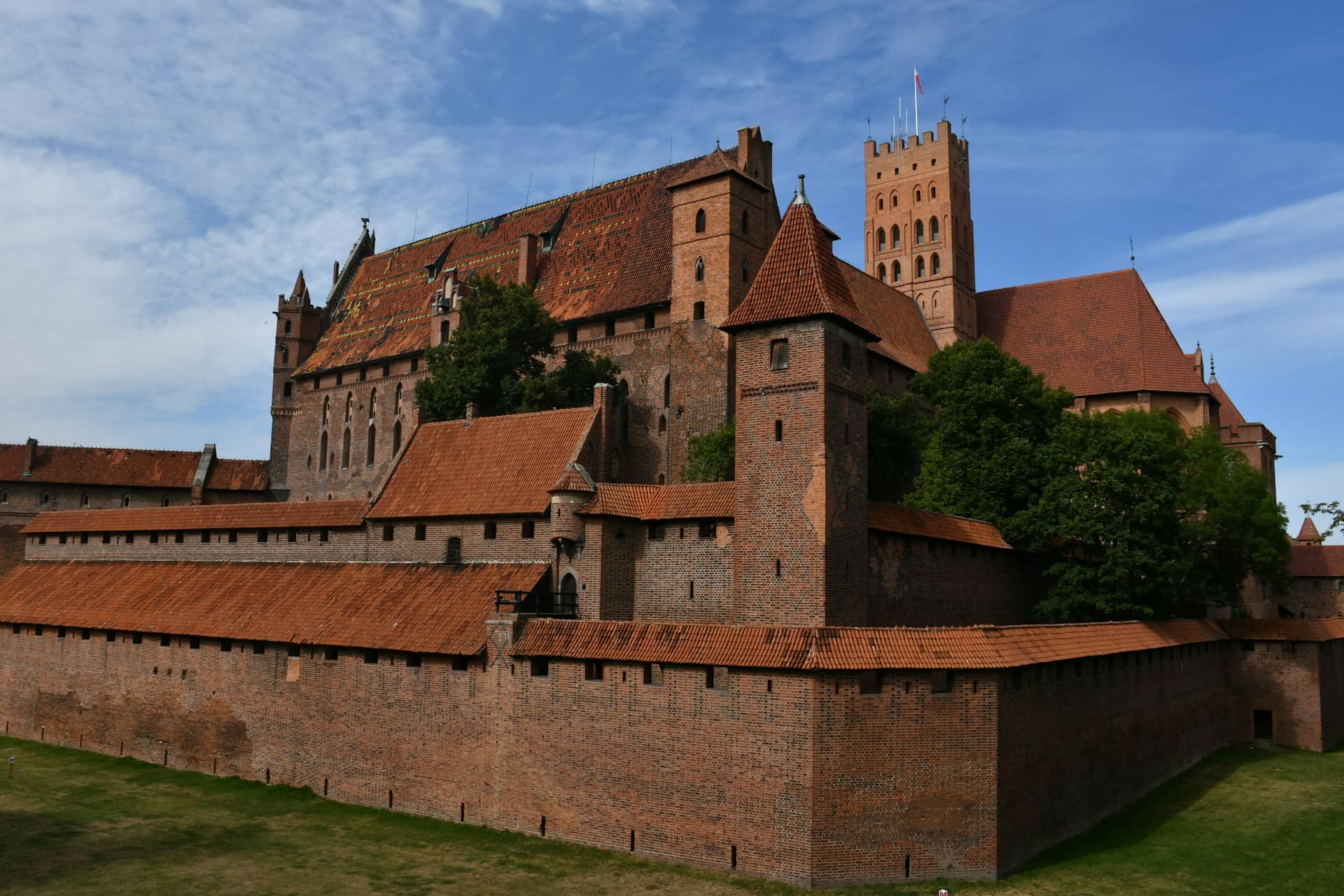 17 Famous Landmarks in Poland You Need to Visit
